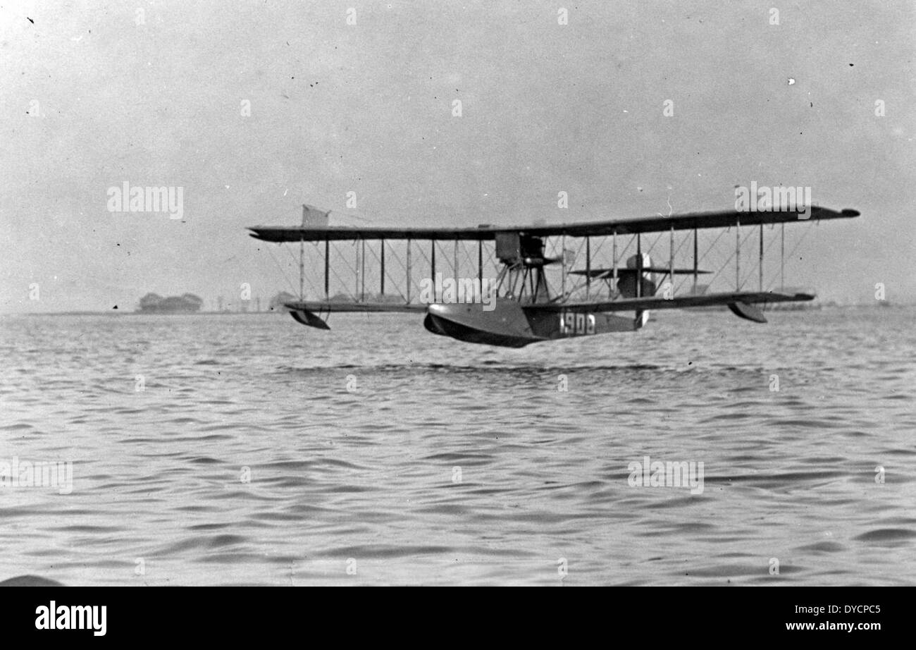 1908 aircraft hi-res stock photography and images - Alamy
