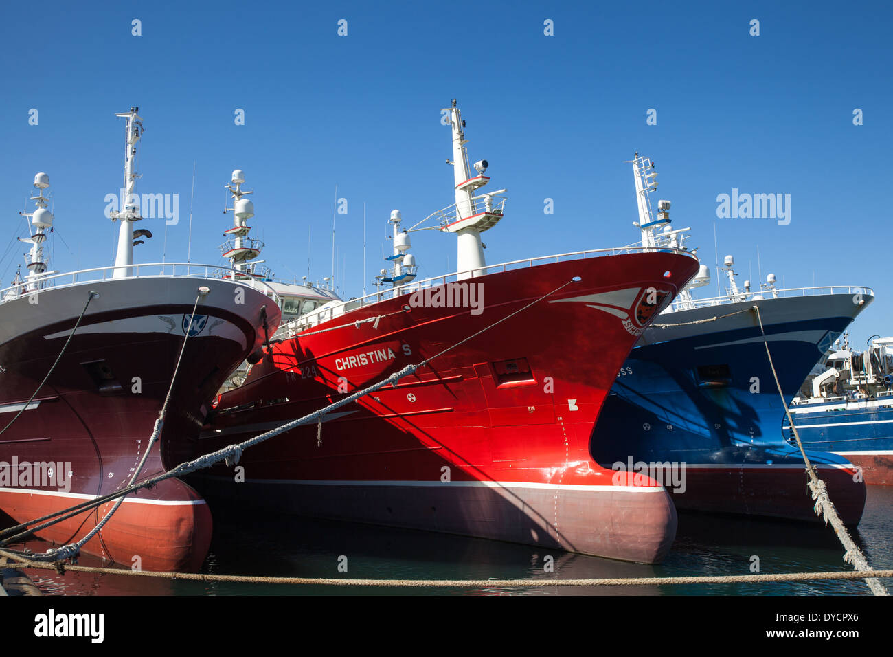 Bulbous Bow or protruding bulb & Waterline CHRISTINA S FR 224 & 'KINGS ...