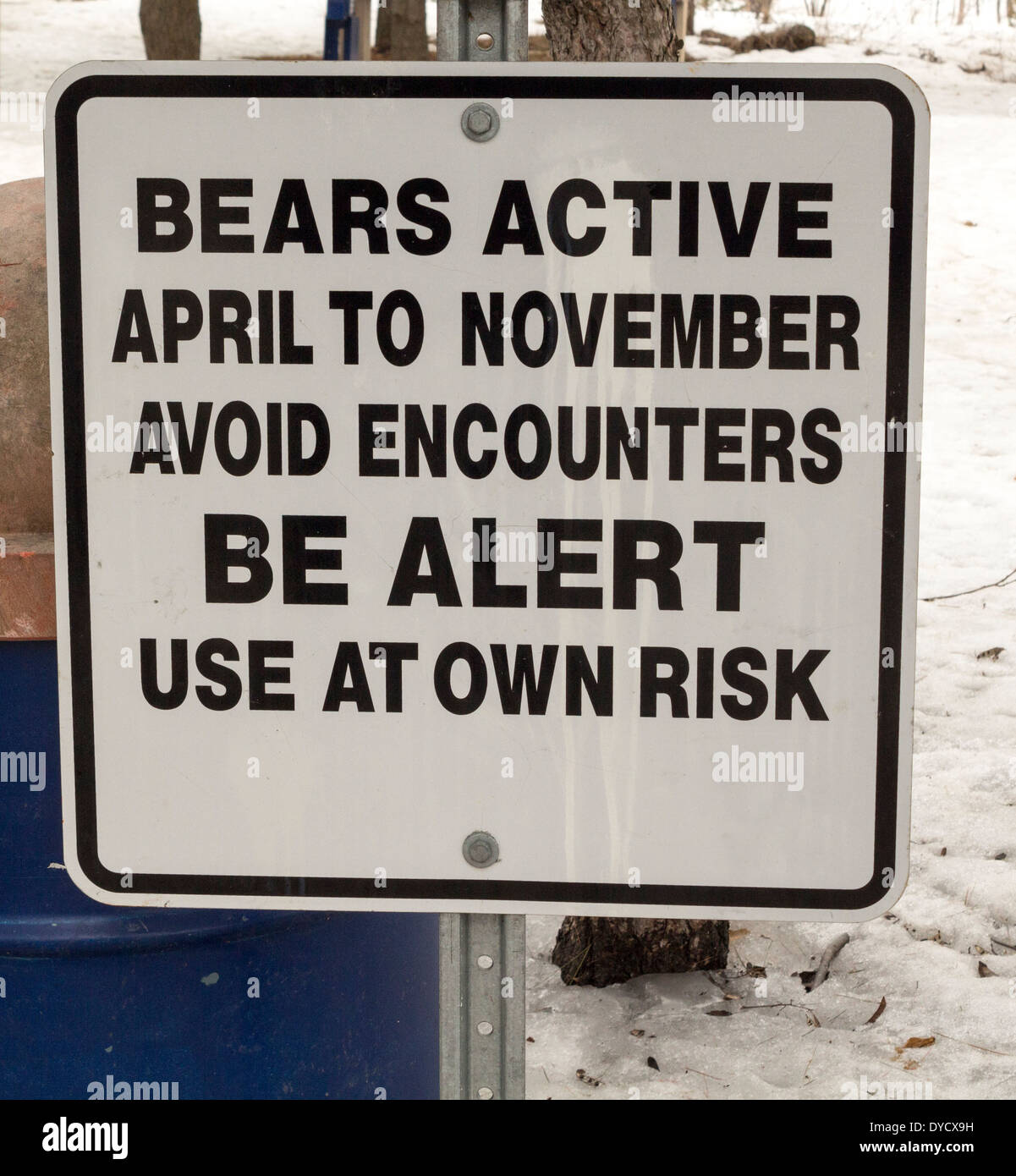 Warning bears hi-res stock photography and images - Alamy