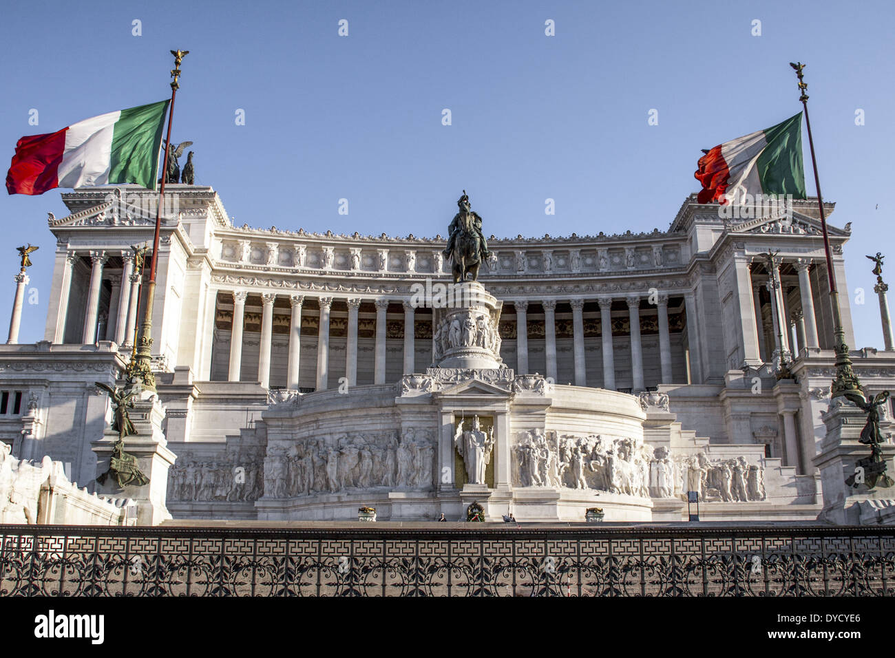 Altar of the fatherland hi-res stock photography and images - Alamy