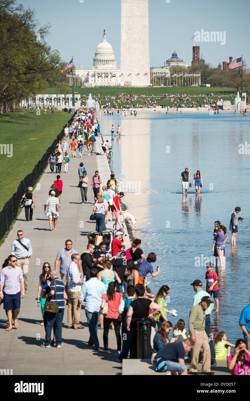U s capitol capitol reflecting pool hi-res stock photography and images ...