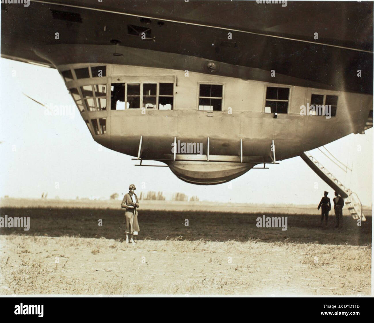 This image from the Olseon Album showcases an airship, possibly linked ...