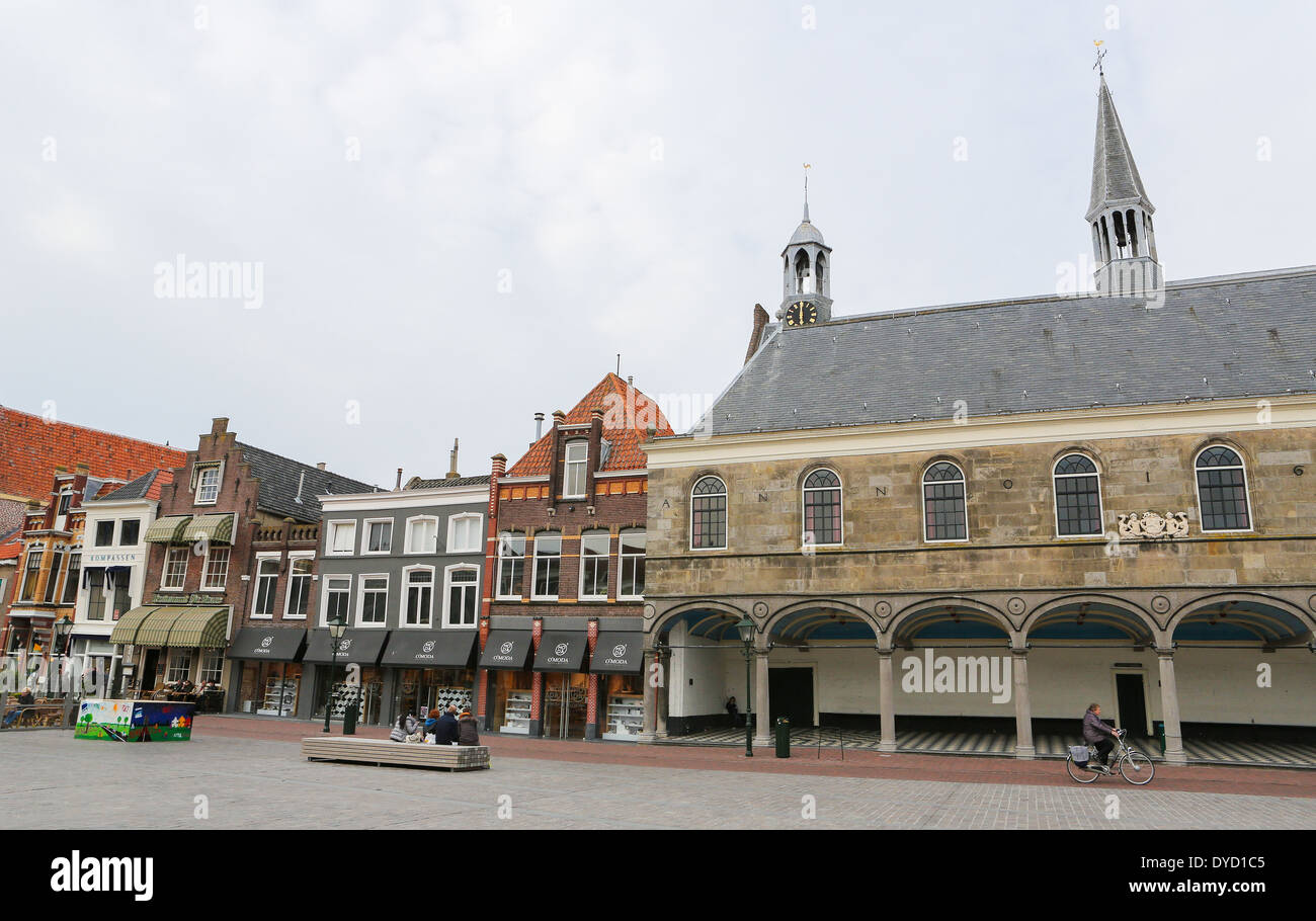 Havenplein in the small city Zierikzee on the former island Schouwen in ...