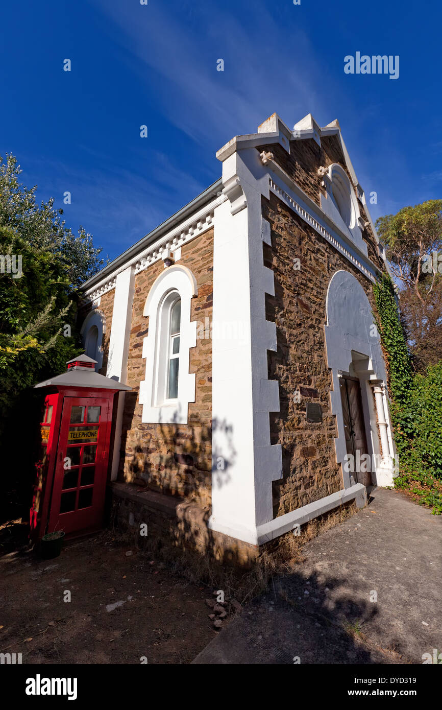 Telephone booth australia hi-res stock photography and images - Alamy
