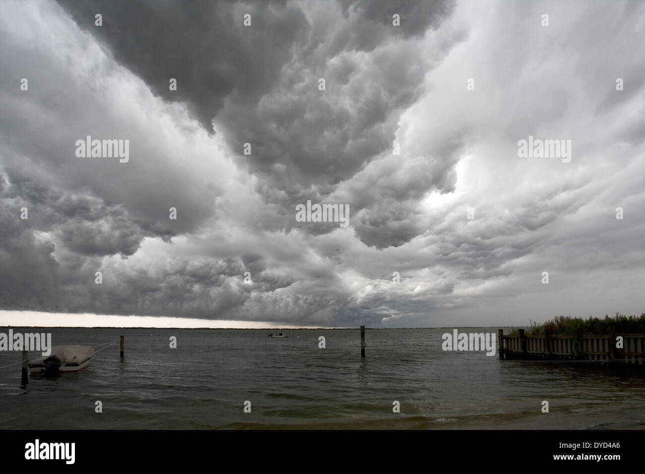 Storm fronts hi-res stock photography and images - Alamy