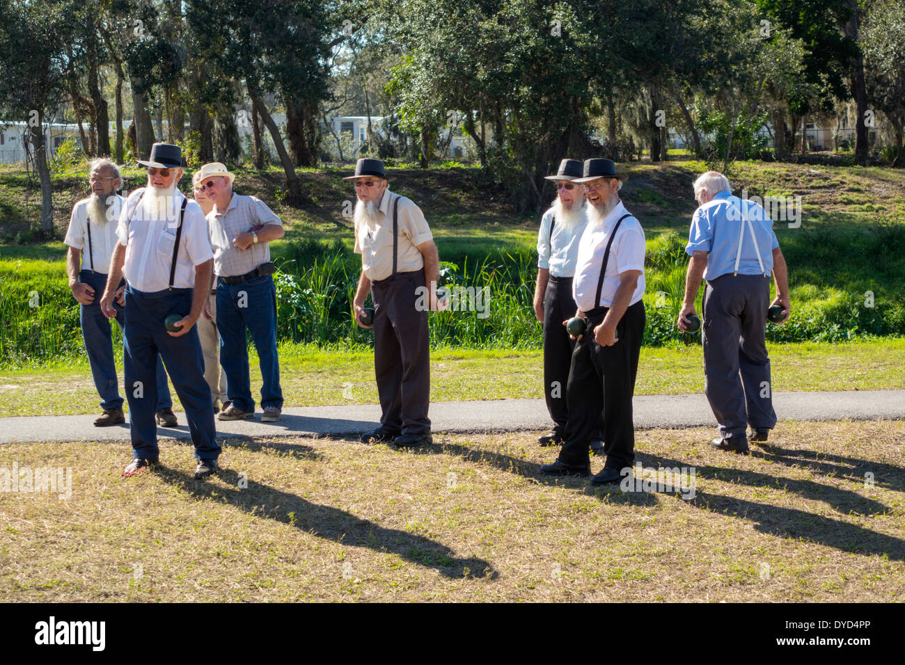 Amish people hi-res stock photography and images - Alamy
