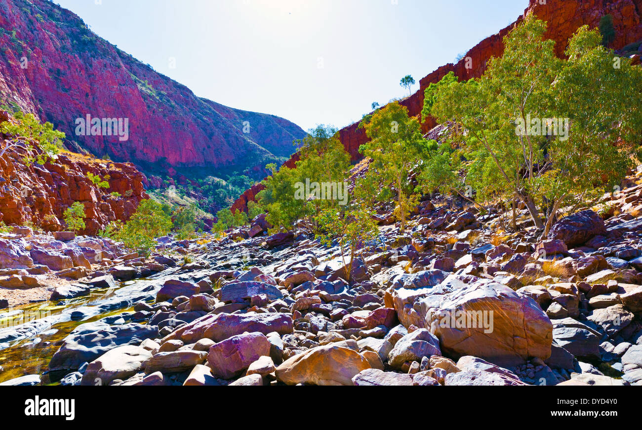 Ormiston Gorge outback landscape water hole reflections landscapes ...