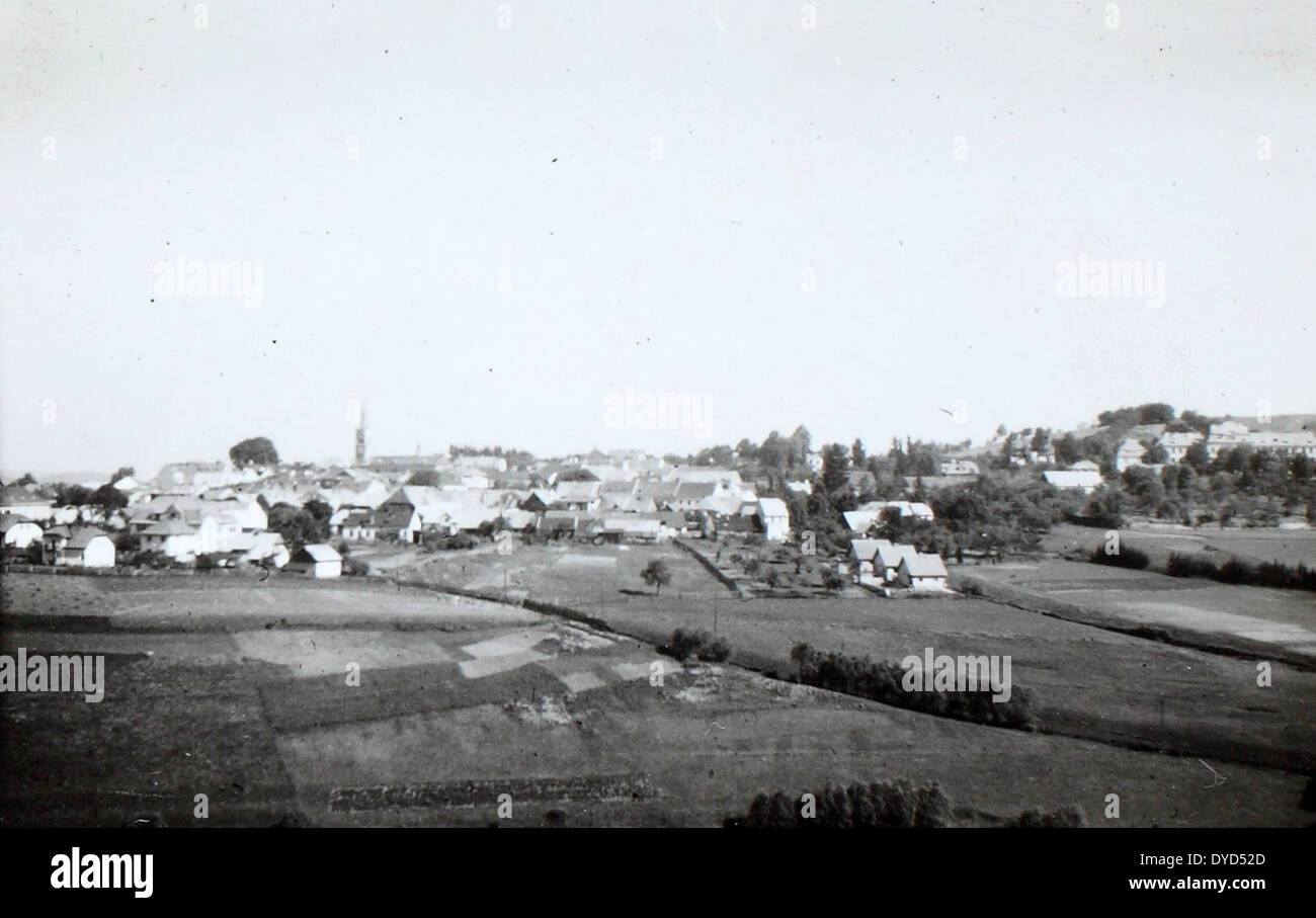 This photo from James Hatchard’s album shows soldiers from the 94th ...