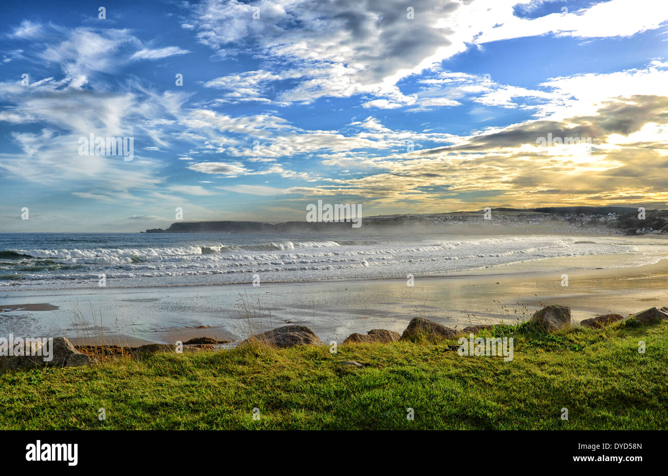 Cullen Beach (Moray Coast), Scotland Stock Photo - Alamy
