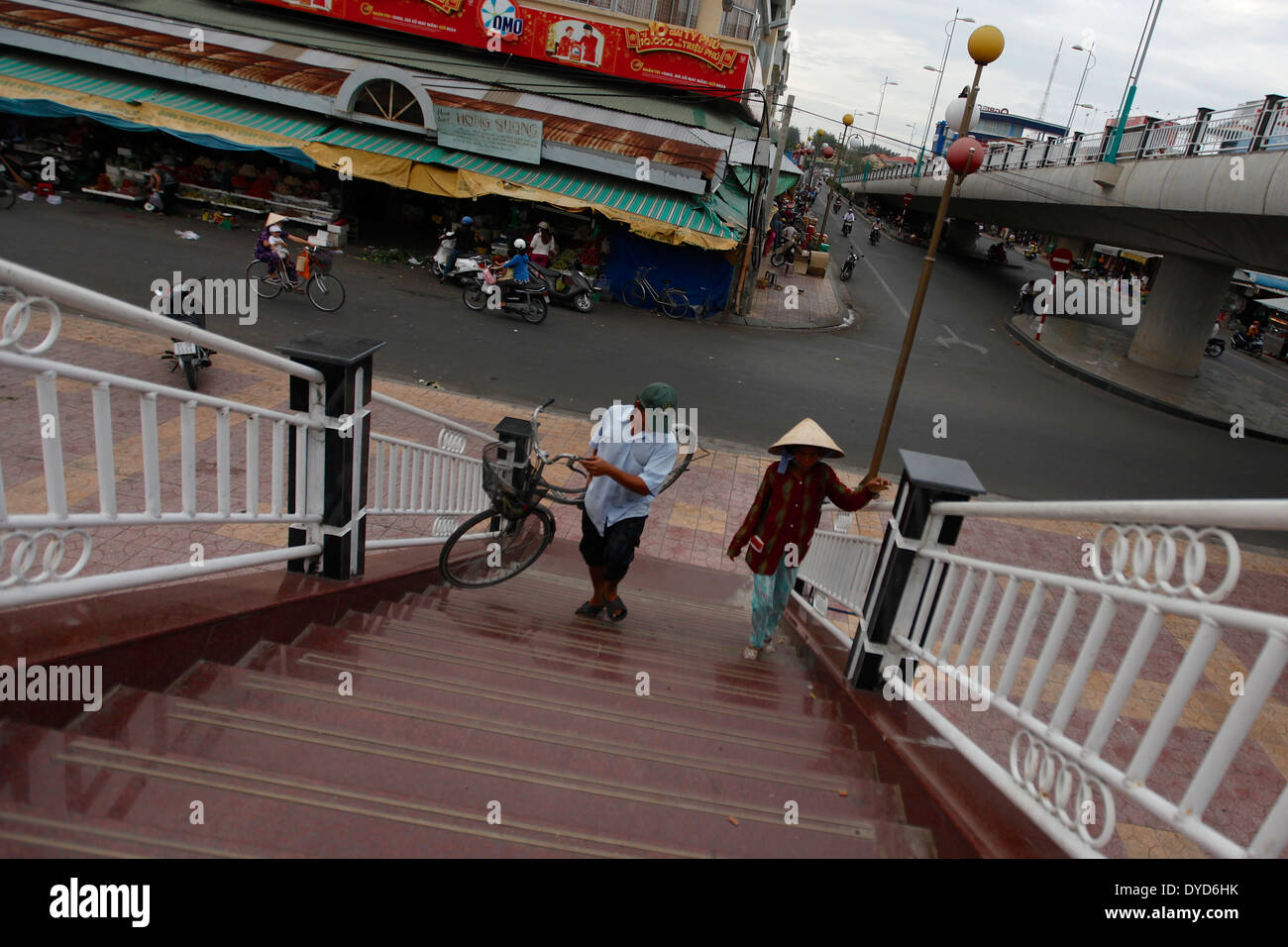 Ben tre bicycle hi-res stock photography and images - Alamy