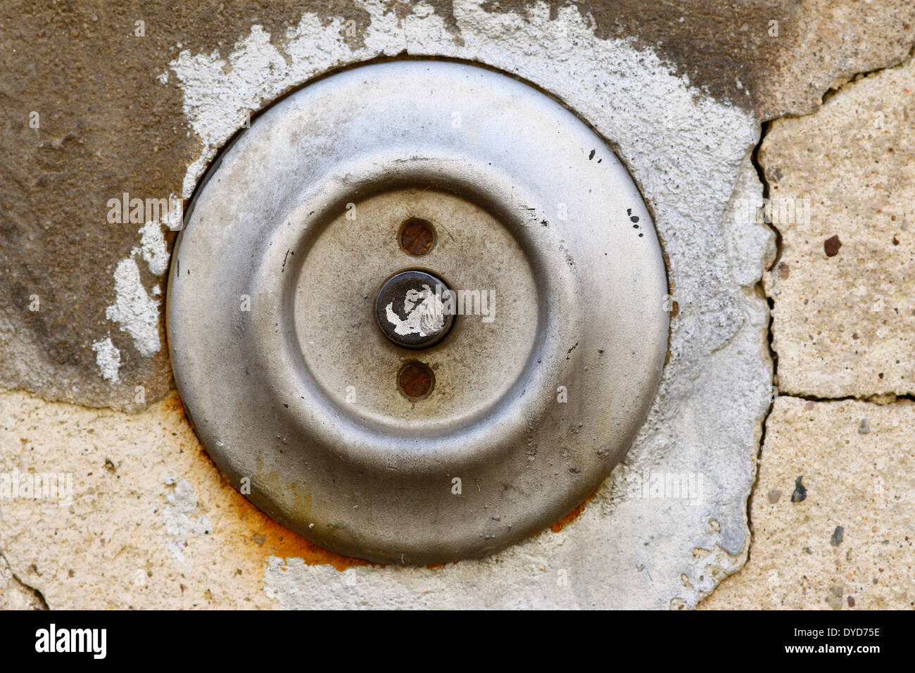 Old doorbell hi-res stock photography and images - Alamy