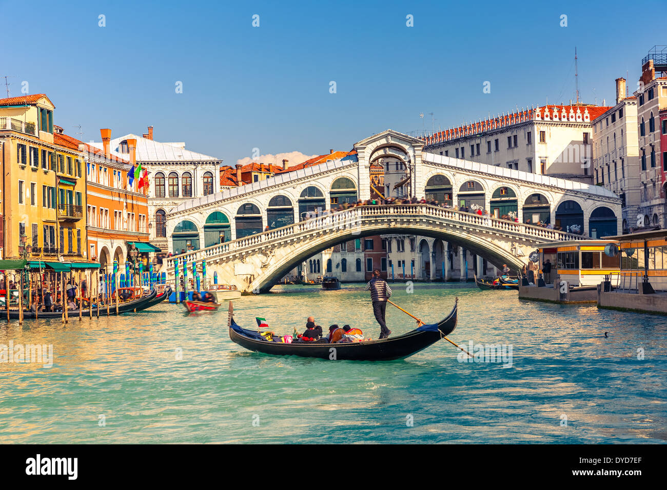 Venice gondola bridge hi-res stock photography and images - Alamy