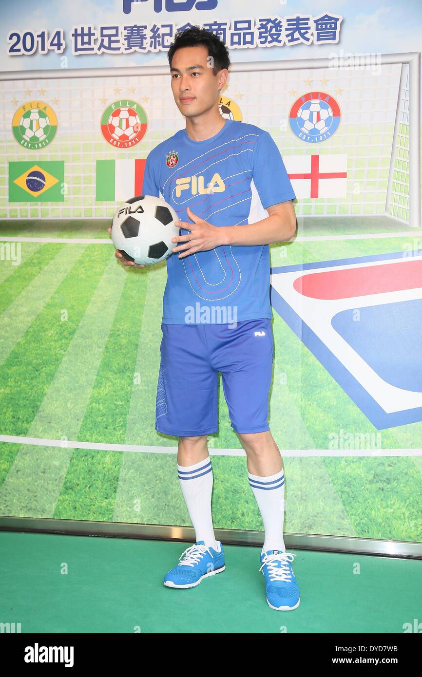 Actress Tony Yang attends opening ceremony of brand sports store in ...