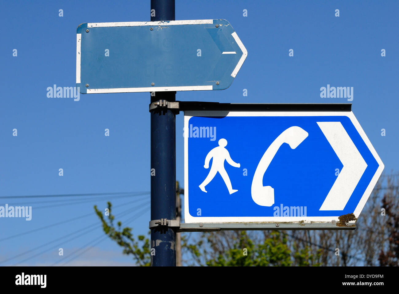 Public telephone sign hi-res stock photography and images - Alamy