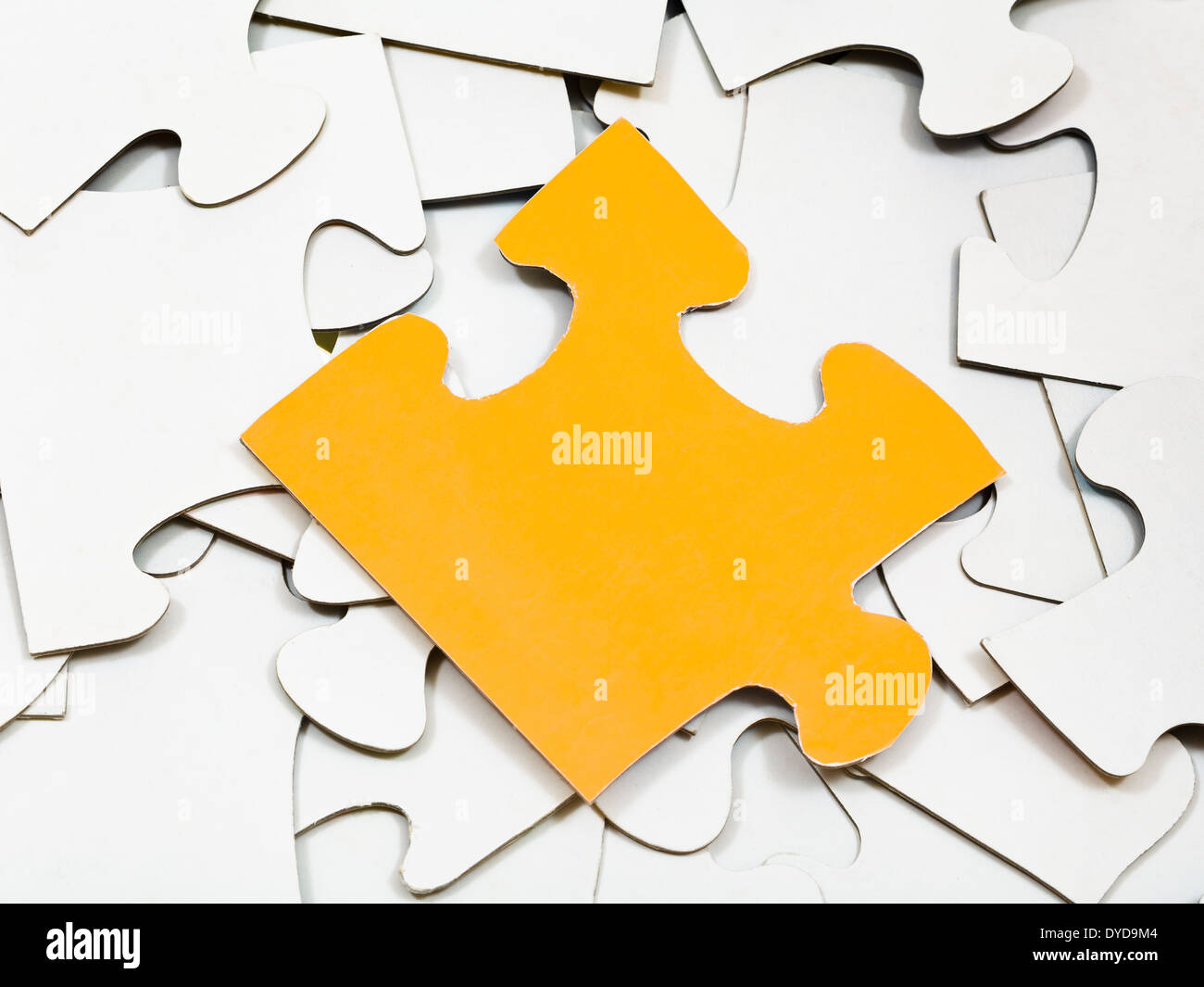 Jigsaw puzzle pieces flat white hi-res stock photography and images - Alamy
