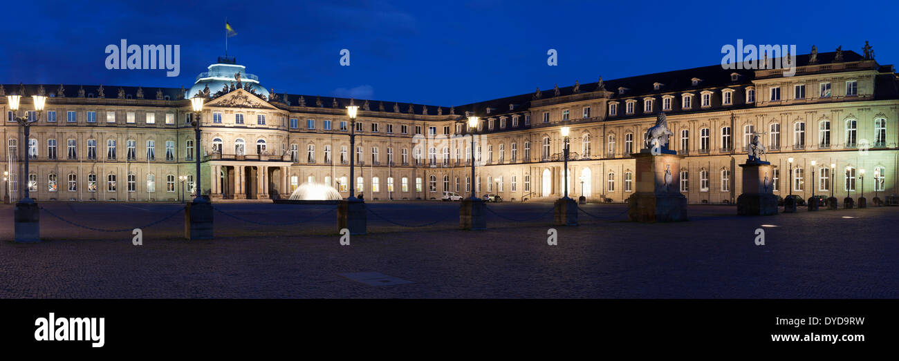 Neues Schloss Palace on Schlossplatz square, Stuttgart, Baden ...
