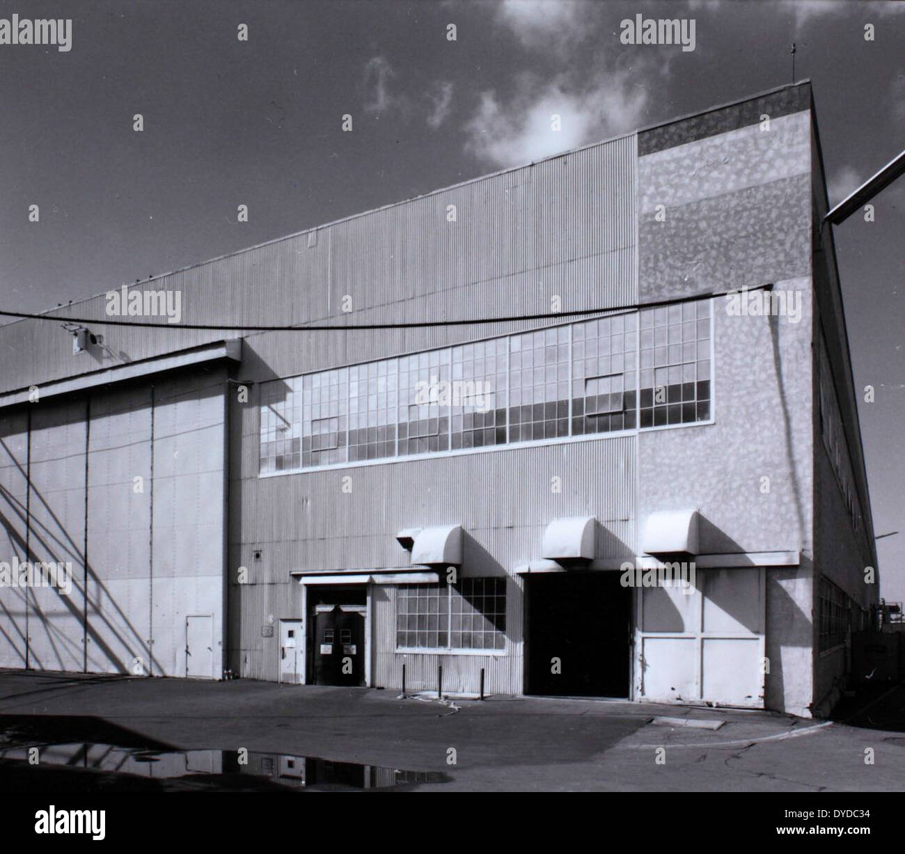 This image from General Dynamics' plant study shows an assembly line at ...