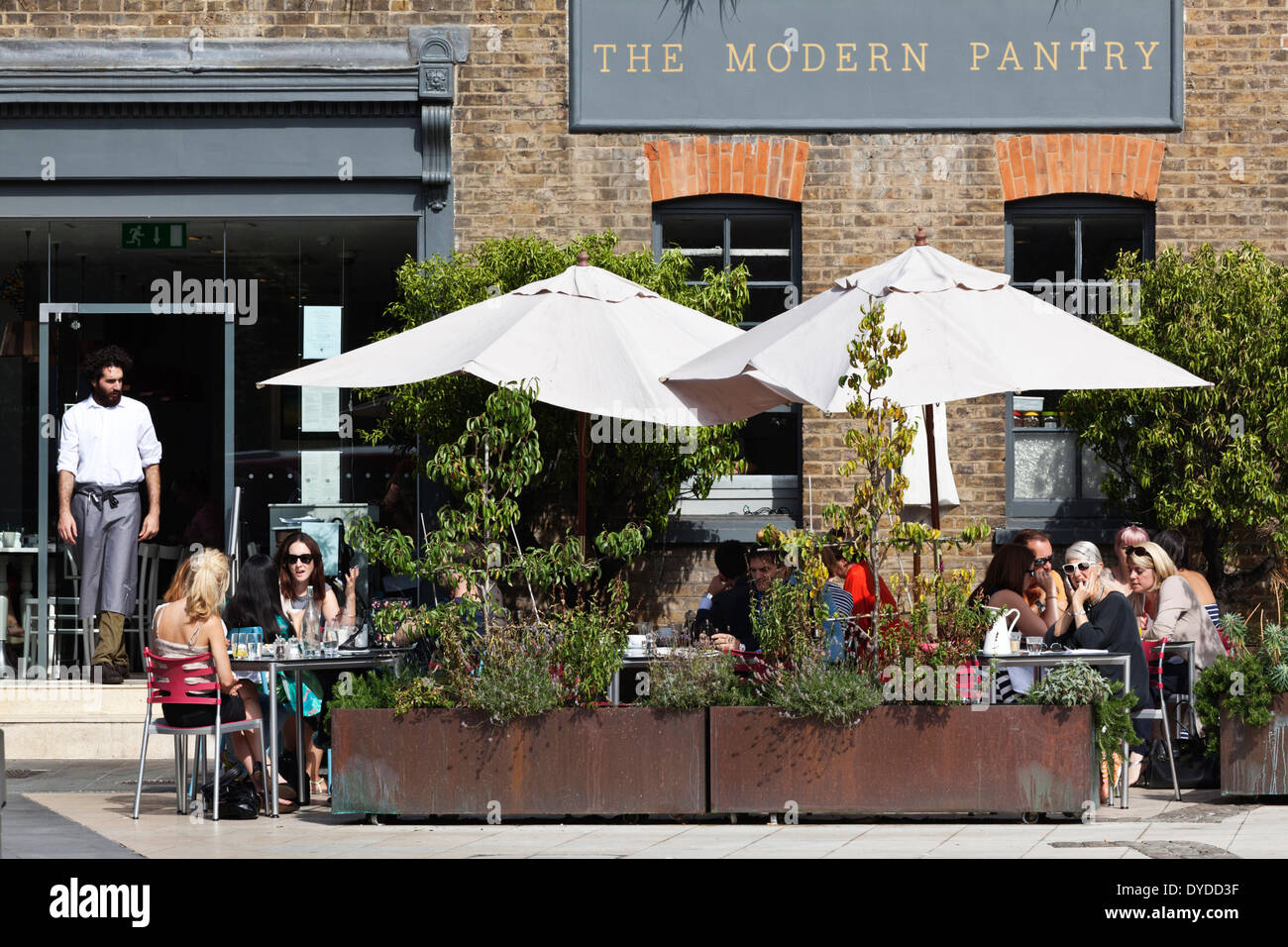 Modern british cafe hi-res stock photography and images - Alamy