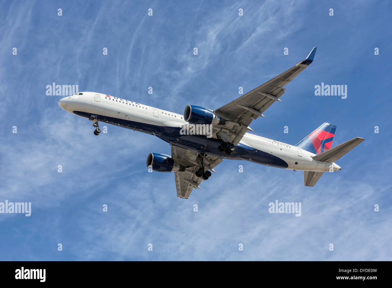 Boeing b757 hi-res stock photography and images - Alamy