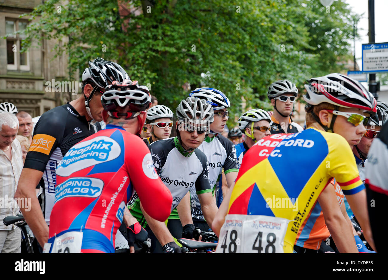 Cyclists preparing for the support race at the British National Circuit ...