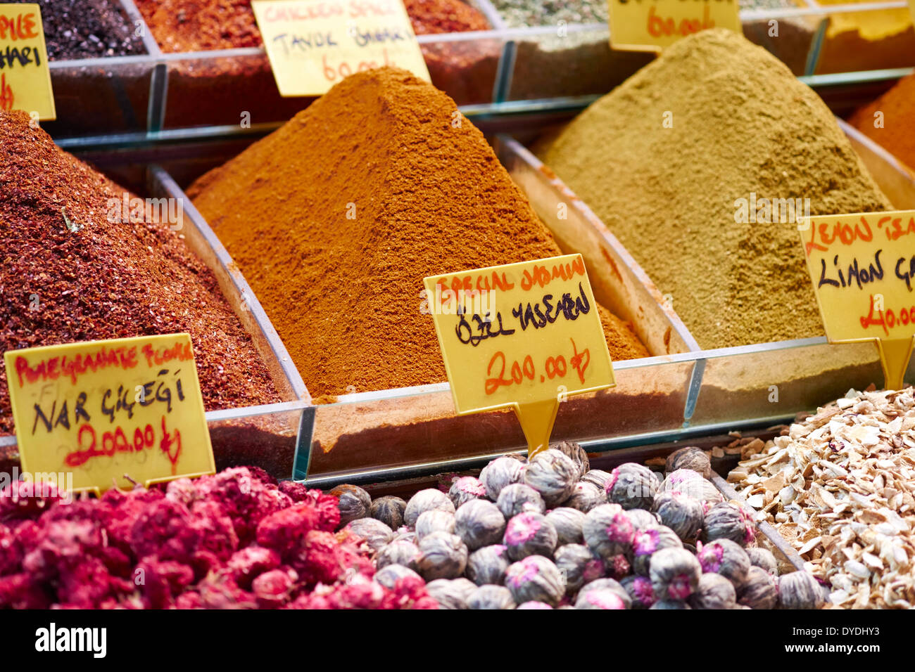 Spice exotic hi-res stock photography and images - Alamy