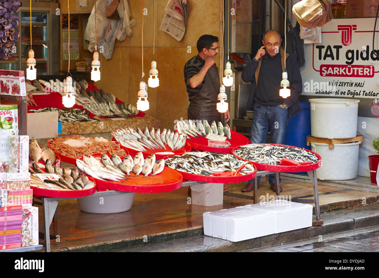 Fish markets in istanbul hi-res stock photography and images - Alamy