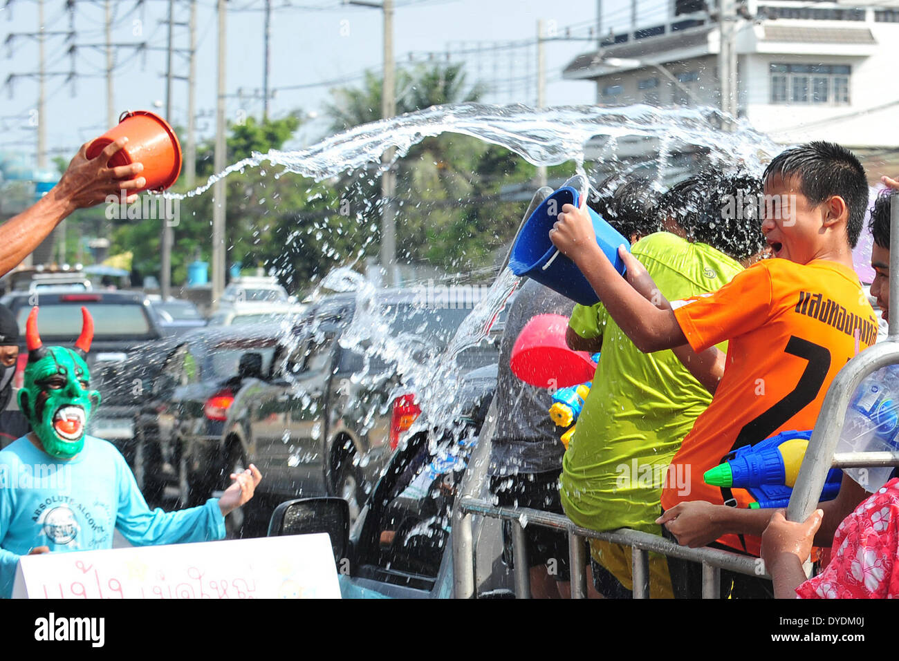 Bangkok, Thailand. 15th Apr, 2014. People splash water during the ...