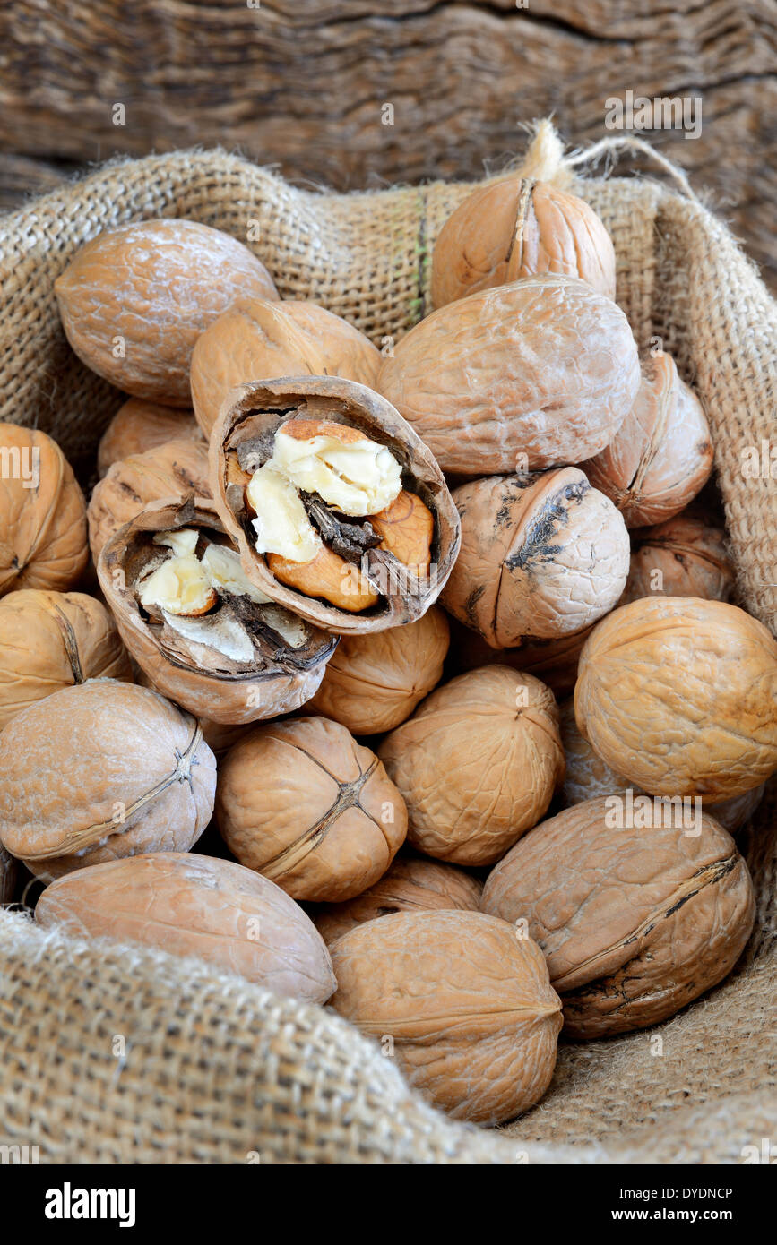 Wooden sack hi-res stock photography and images - Alamy