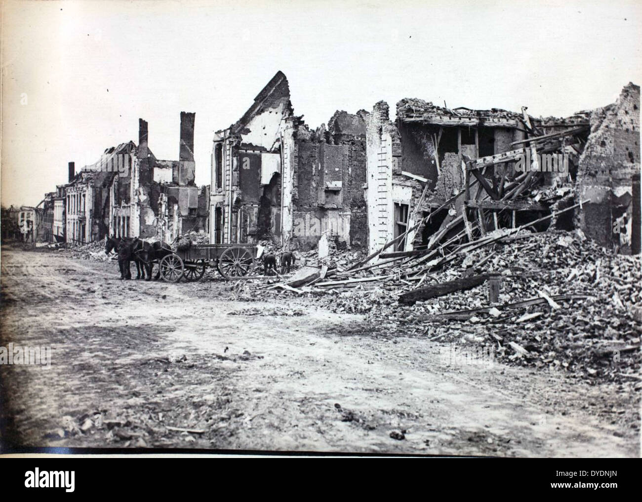 The AL25 000124 photo depicts a World War I-era aircraft, part of James ...