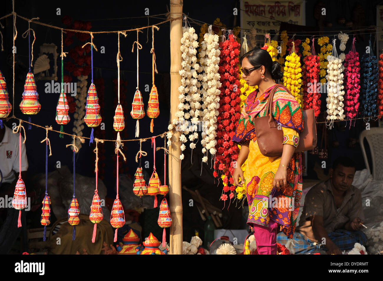 Folk art in bangladesh hi-res stock photography and images - Alamy