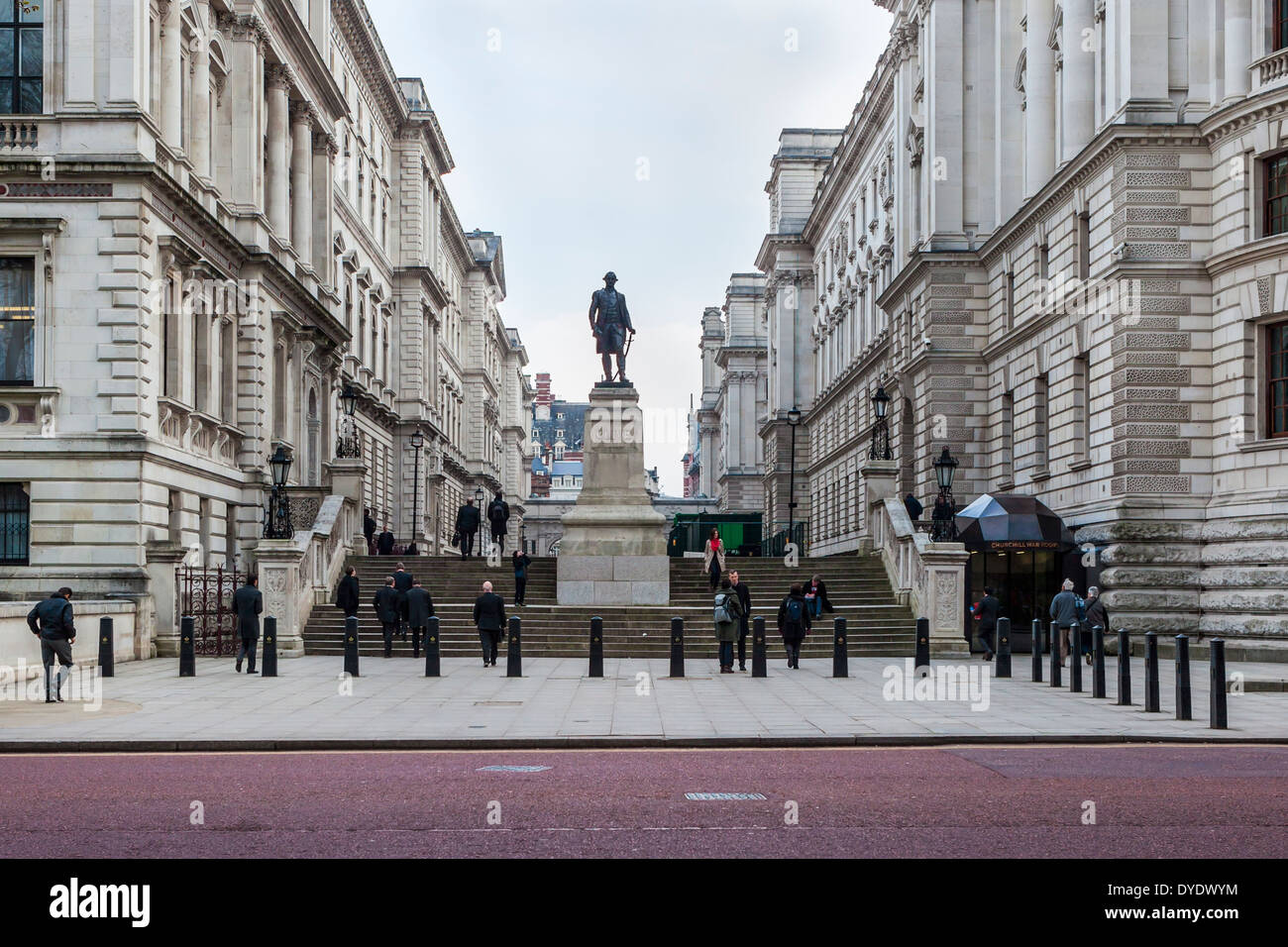 Bronze Statue of Clive of India and Churchill War Rooms Museum - Clive ...