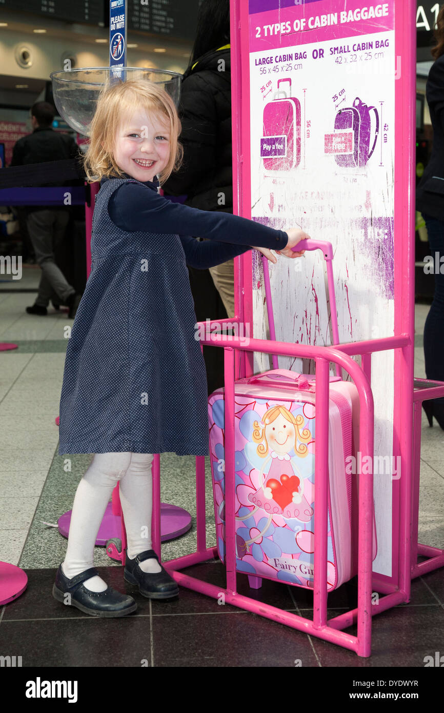 4 Year girl / child / kid & bag size frame cage tester to measure ...