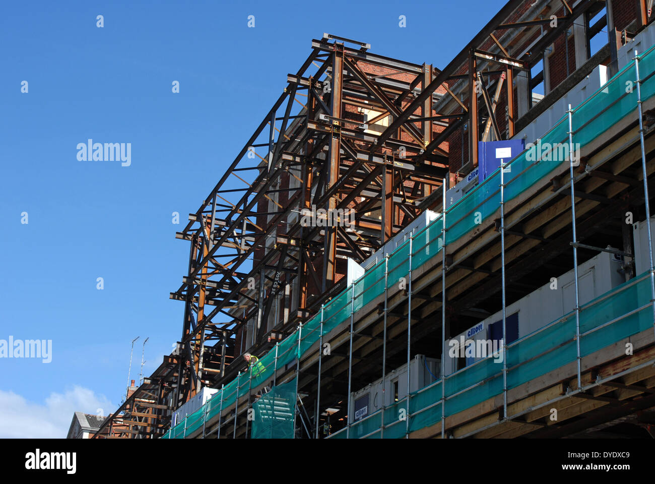 Partial building collapse hi-res stock photography and images - Alamy