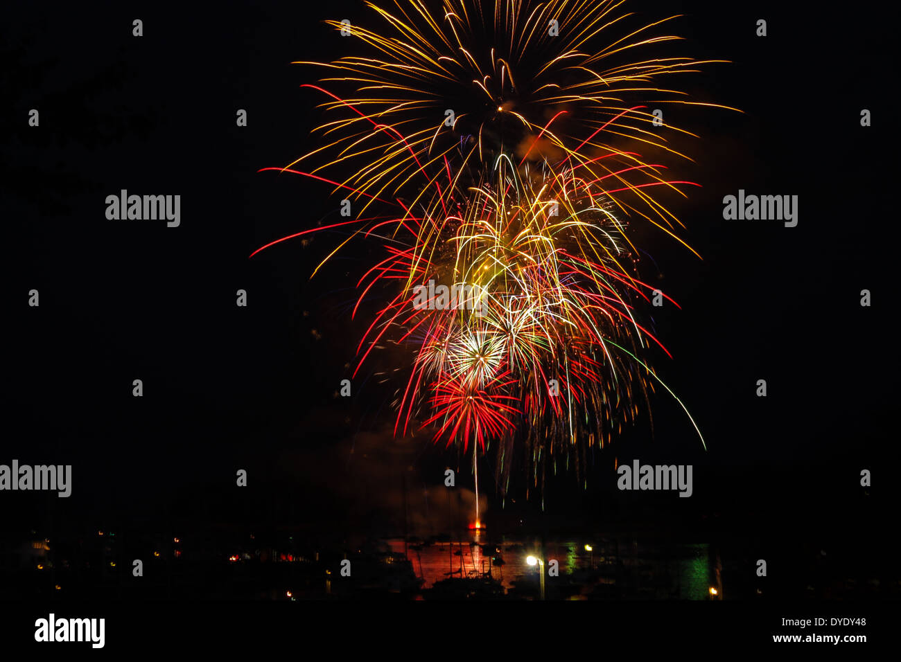 Fireworks fire works hi-res stock photography and images - Alamy