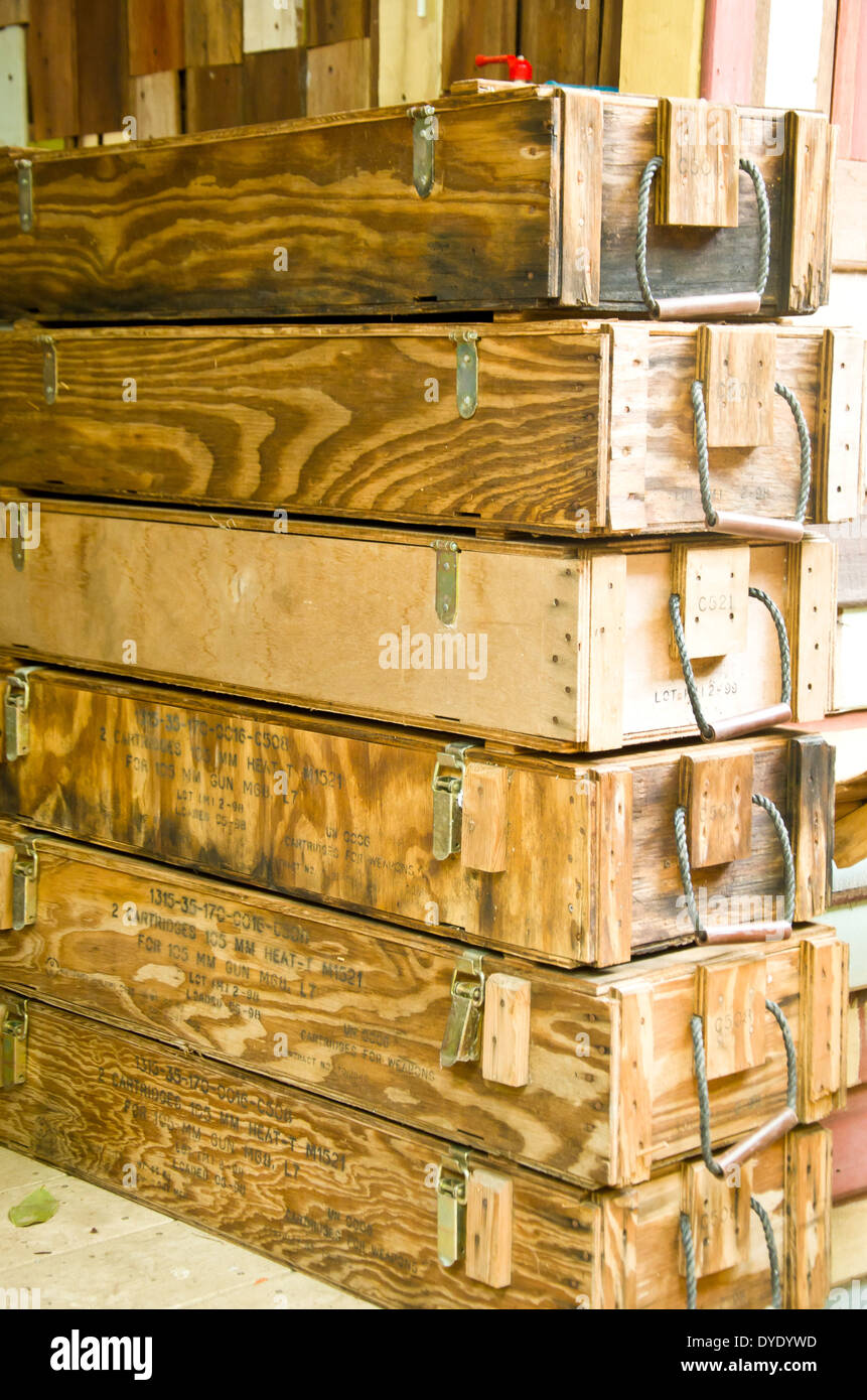 old wood box for container Stock Photo - Alamy