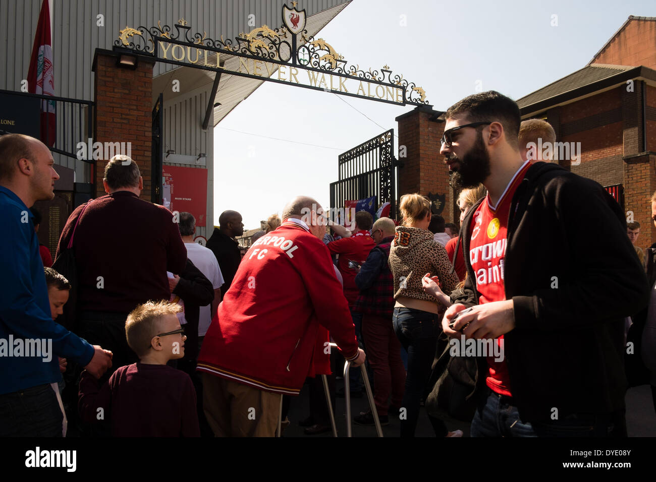 Shankly gates anfield hi-res stock photography and images - Alamy