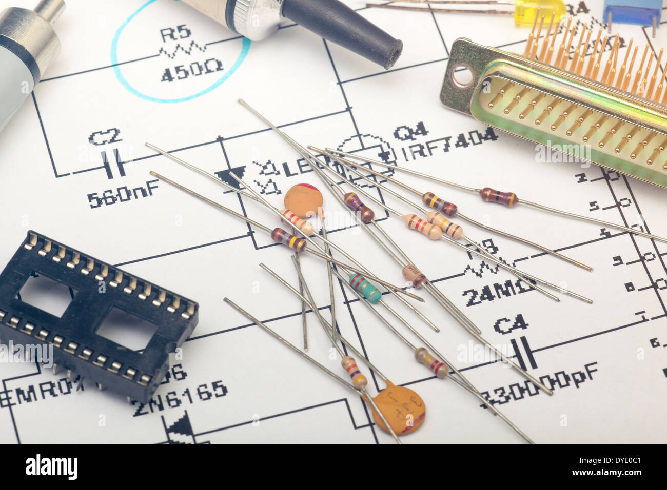 Component and track layout diagram hi-res stock photography and images ...
