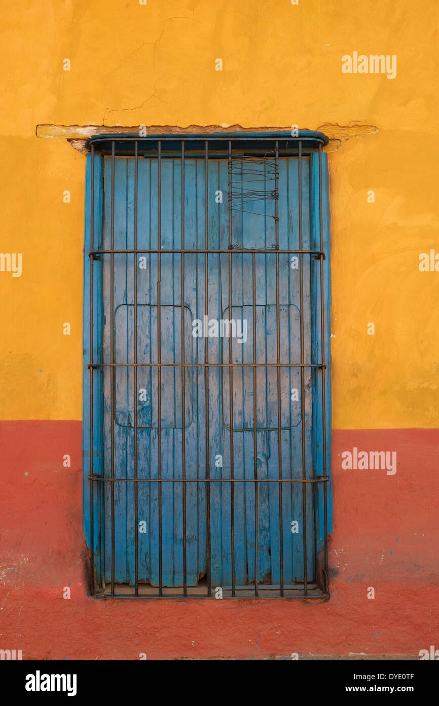 A window of a brightly coloured building. Trinidad, Cuba Stock Photo ...