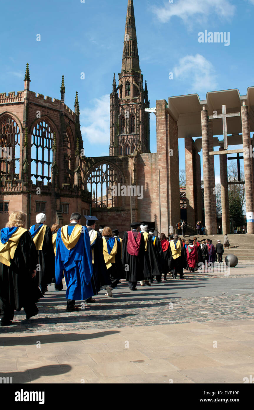 Procession of academics, Coventry University Graduation Day at Coventry ...