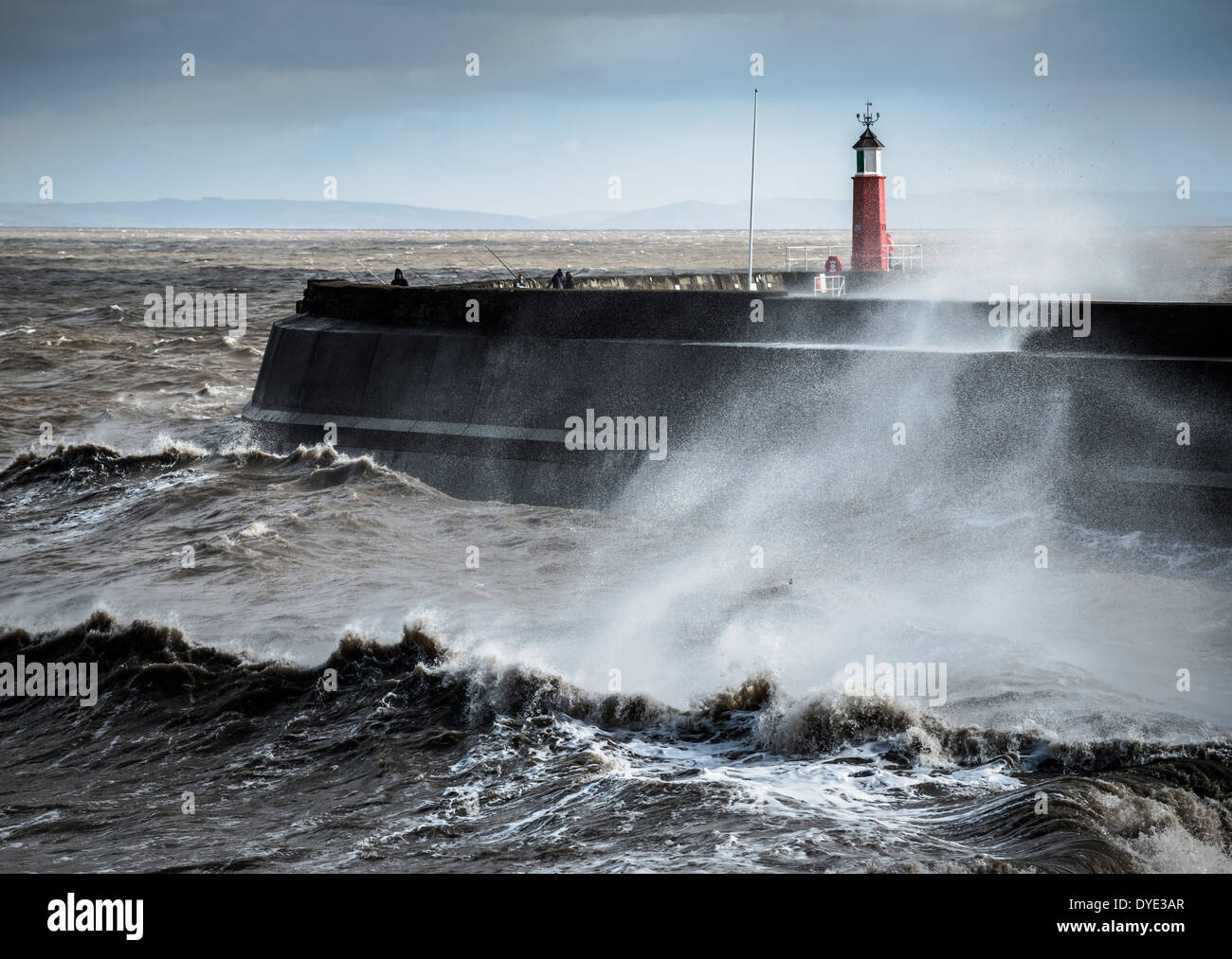 Stormy weather sea fishing hi-res stock photography and images - Alamy