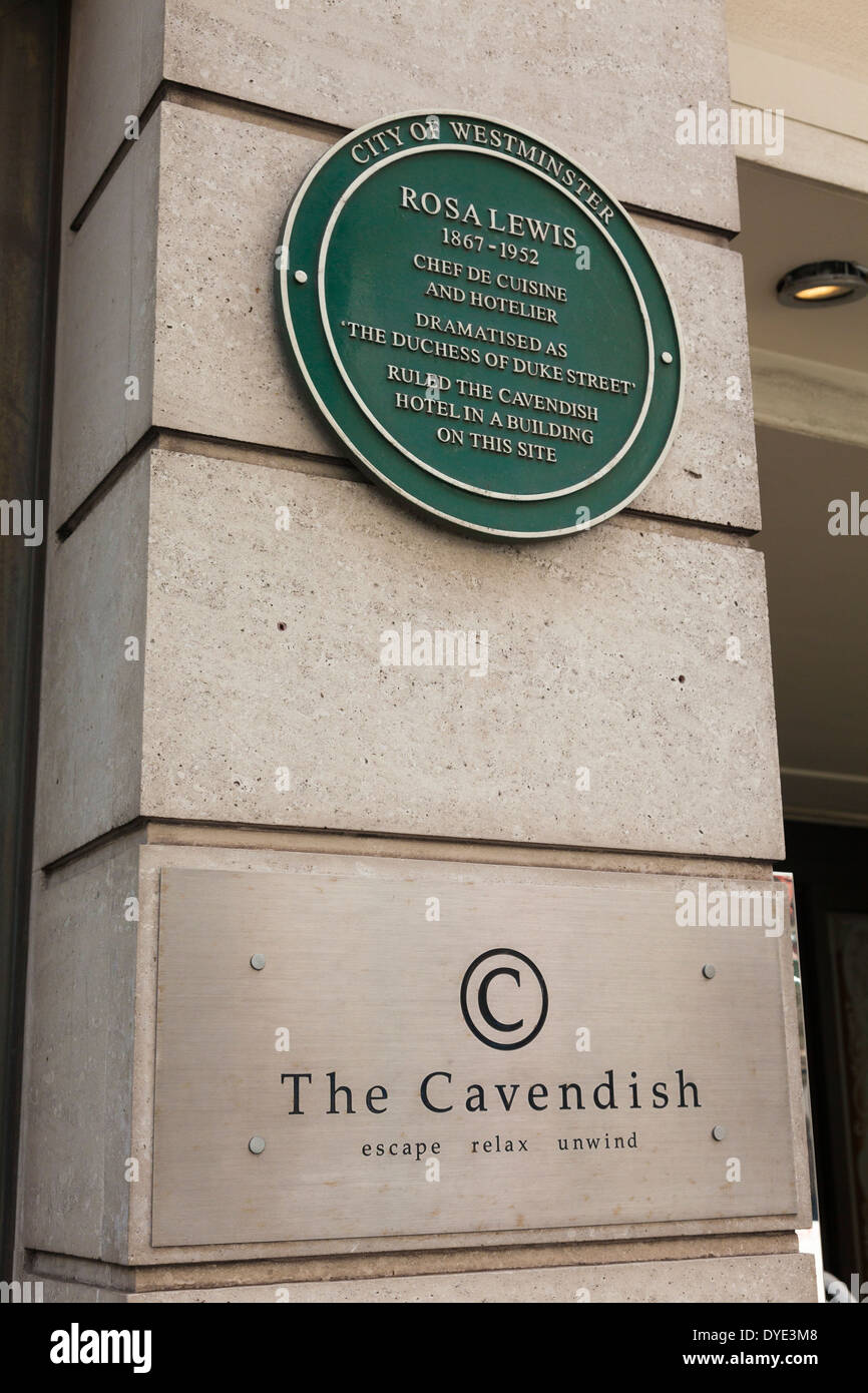 Green plaque, honouring Rosa Lewis, chef and hotelier, "Duchess of Duke ...