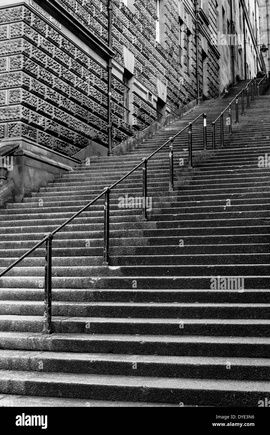Stairway pattern hi-res stock photography and images - Alamy