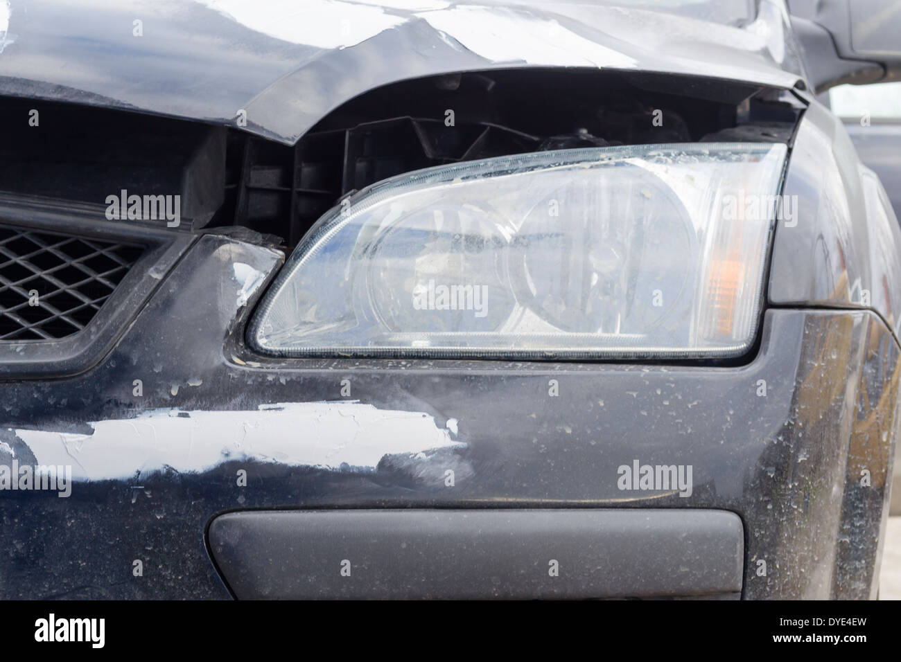 Car damage hi-res stock photography and images - Alamy