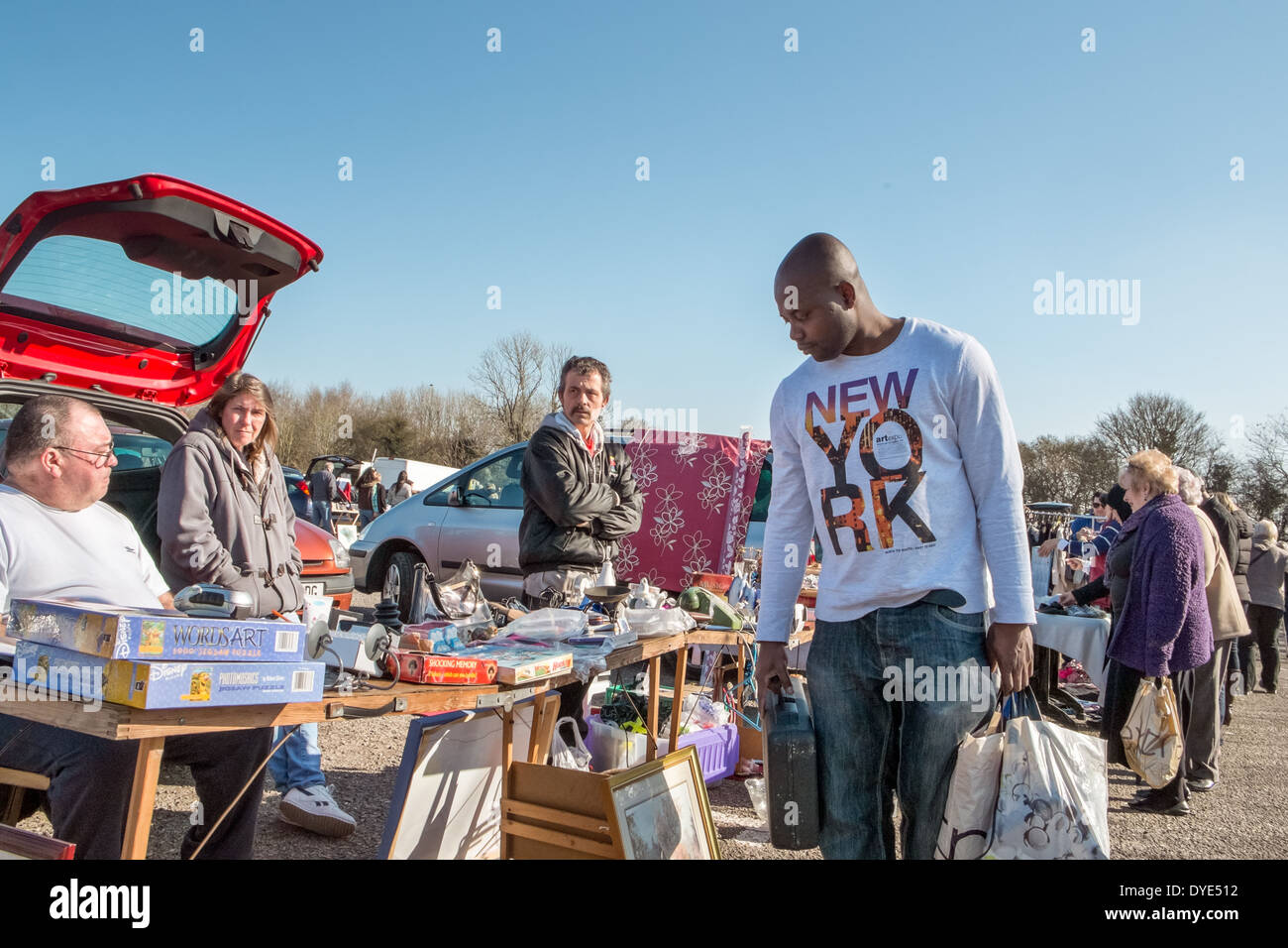 Car boot sale uk hi-res stock photography and images - Alamy