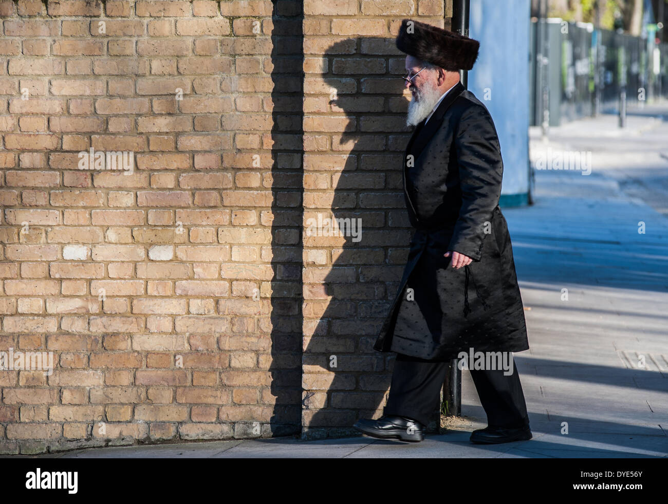 London, UK - 15 April 2014: The Hasidic Jewish Community of Stamford ...