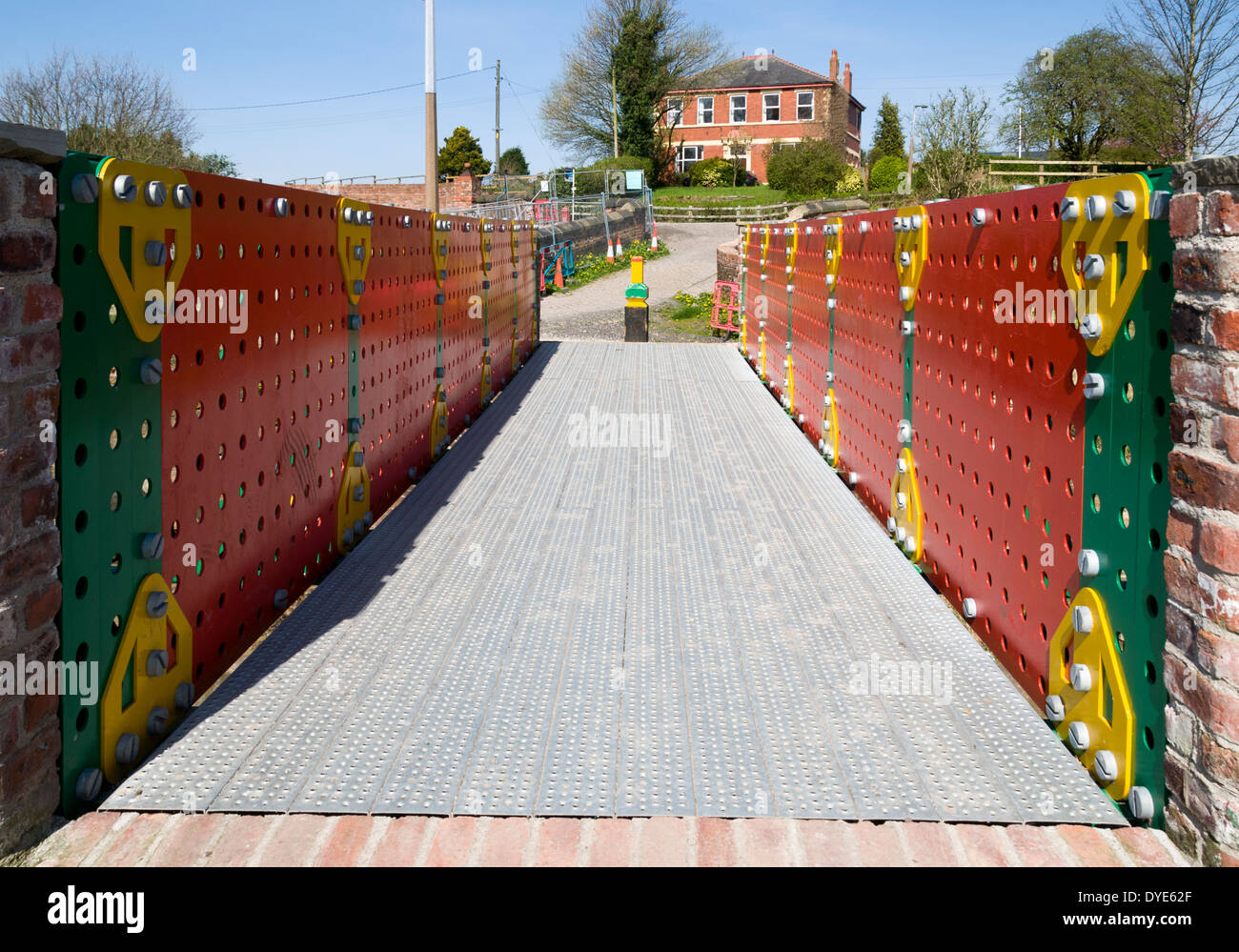 The Meccano Bridge over the Manchester Bolton & Bury Canal at Nob End ...