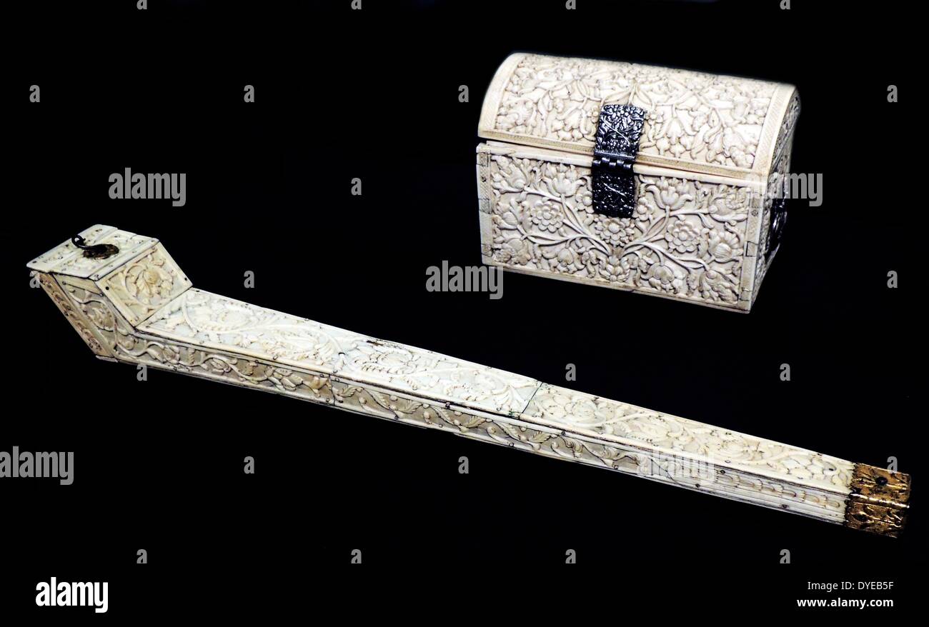 Long gouda pipe hi-res stock photography and images - Alamy