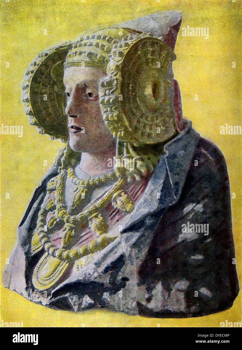 Painting of the bust of the Iberian priestess called the Lady of Elche ...