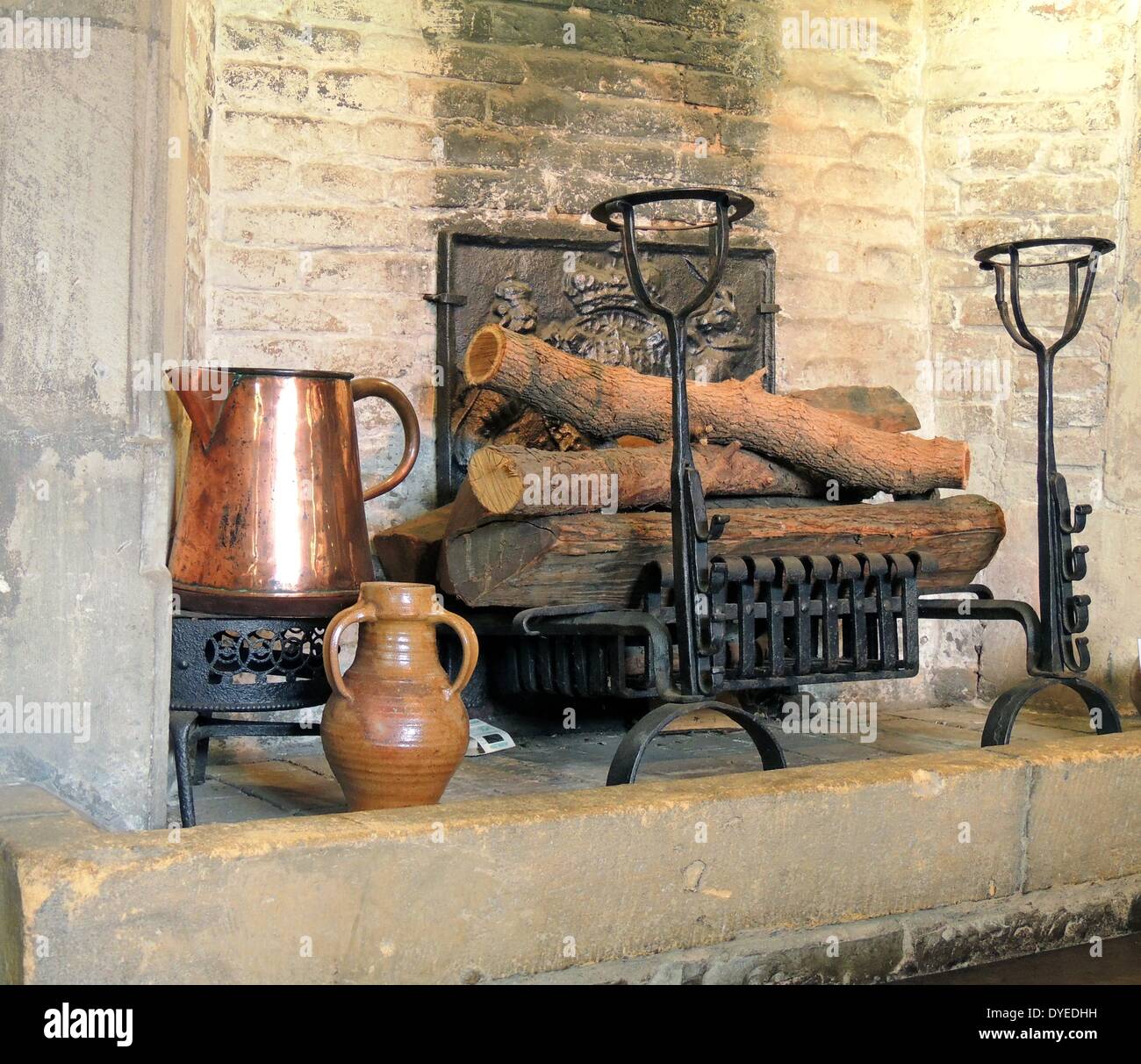 16th century Fireplace A.D Stock Photo - Alamy