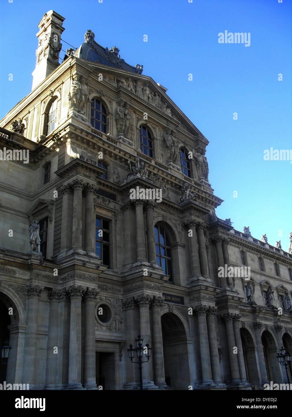 At the tuileries palace hi-res stock photography and images - Alamy